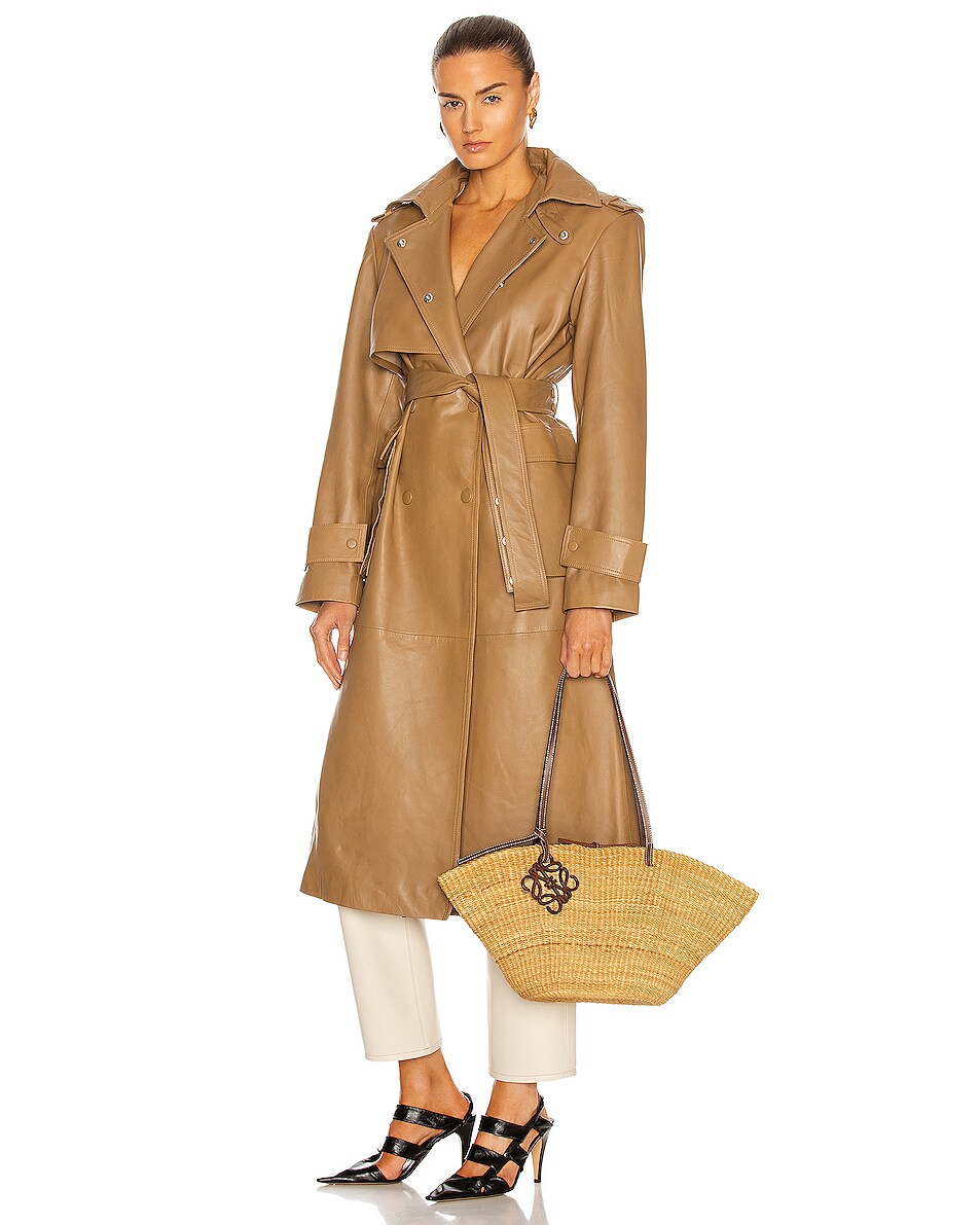 Loewe Shell Basket Small Bag in Natural & Pecan | FWRD