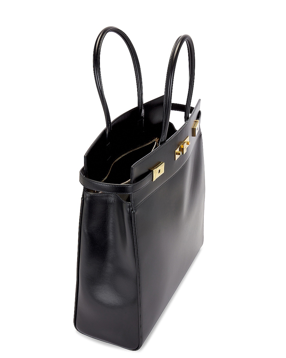 Saint Laurent YSL Manhattan Bag in Nero | FWRD