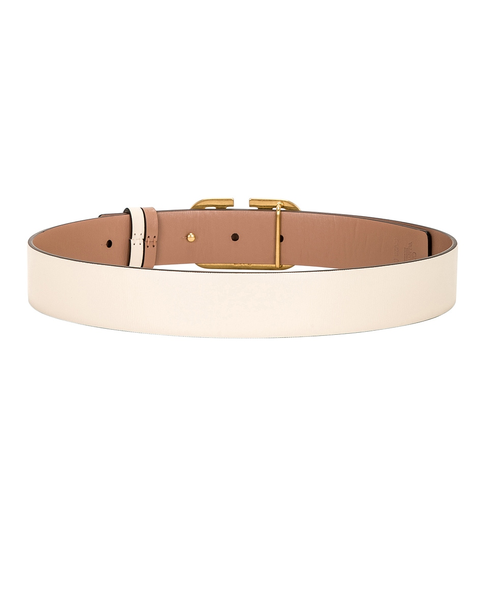 Valentino Garavani 30 Reversible V Logo Belt in Light Ivory & Rose ...