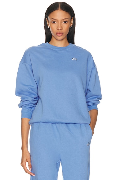 alo Accolade Crewneck Sweatshirt in Crystal Clear Blue | FWRD