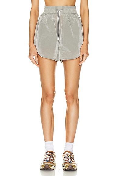 Varley Harmon High Rise Short In Shadow Pearl in Shadow Pearl | FWRD