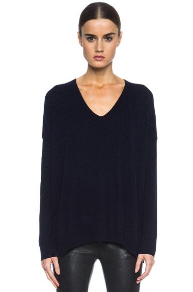 Vince Rack Stitch Cashmere V-Neck Sweater in Coastal | FWRD