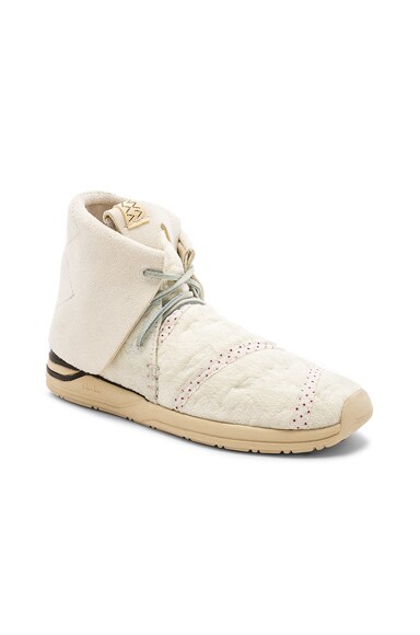 Visvim Huron Lhamo Hi-Folk in White | FWRD