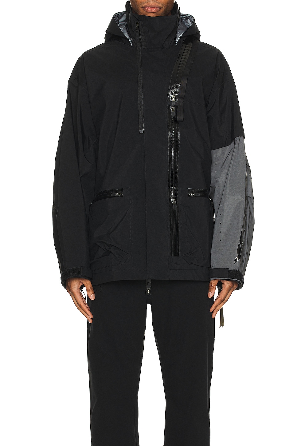 Acronym J115-gt 3l Gore-tex Pro Interops Jacket in Black & Black | FWRD