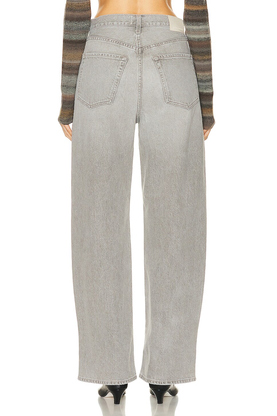 Citizens of Humanity Ayla Baggy Cuffed Crop in Quartz Grey | FWRD