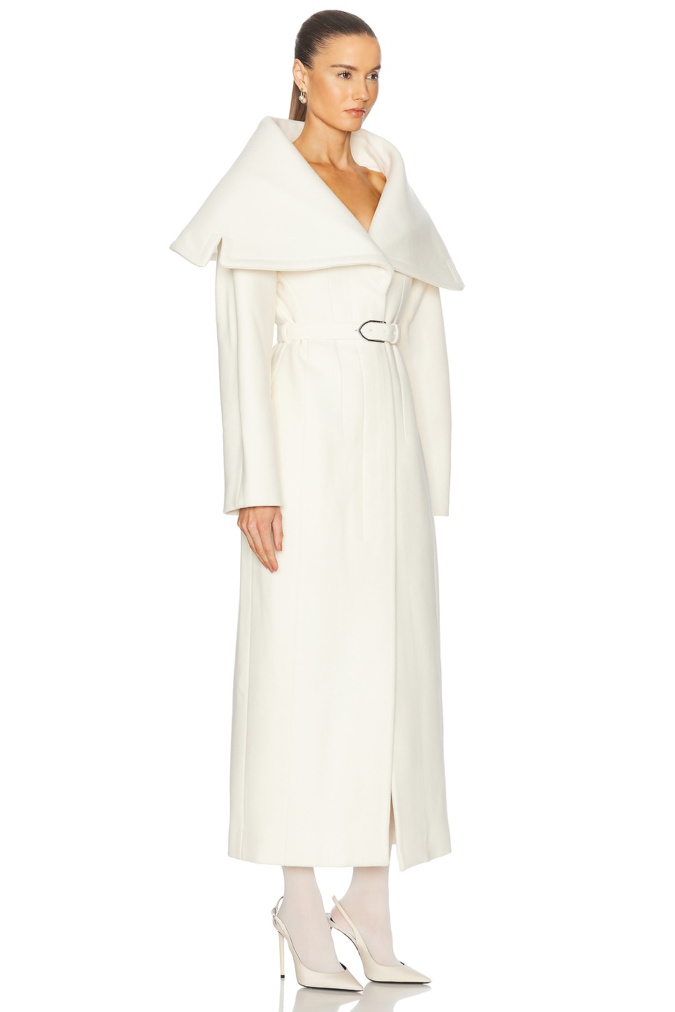 JACQUEMUS Le Manteau Caruso in Off White | FWRD