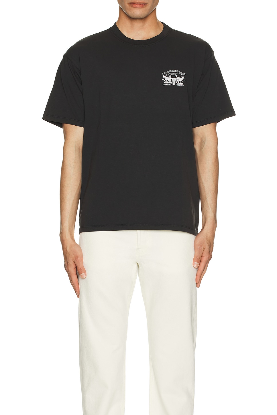 LEVI'S Vintage Fit Graphic Tee in Archival 2hp Poster Jet Black | FWRD