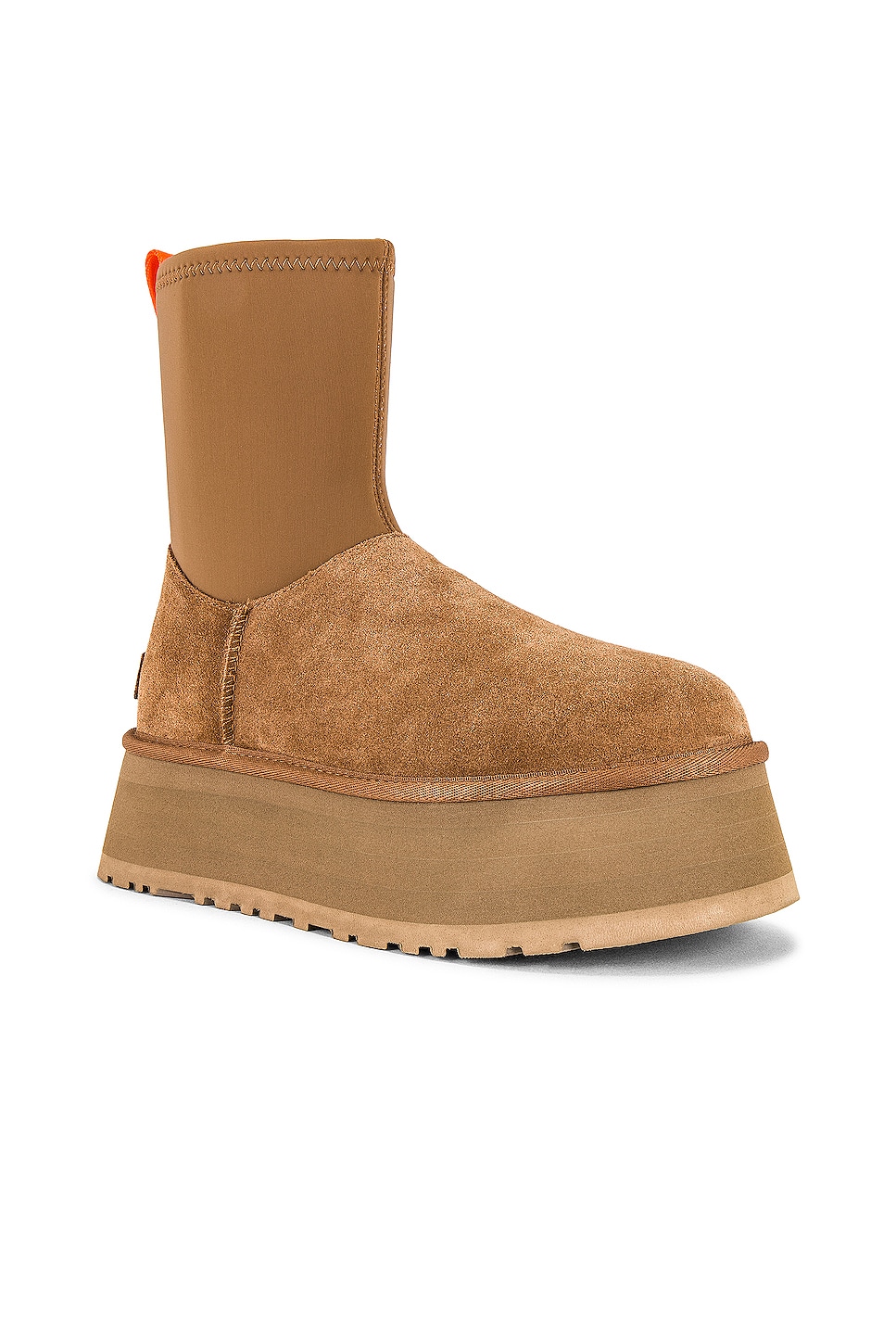 UGG Classic Dipper Boot in Chestnut | FWRD