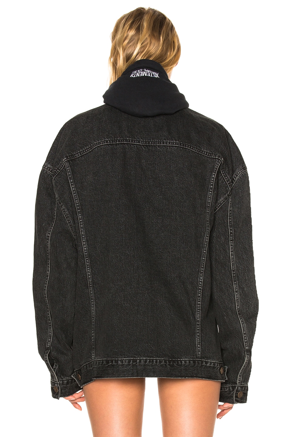 VETEMENTS x Levis Oversized Denim Jacket in Black | FWRD