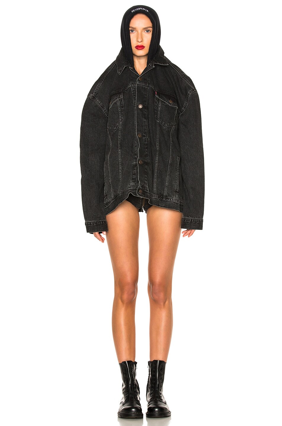 VETEMENTS x Levis Oversized Denim Jacket in Black | FWRD