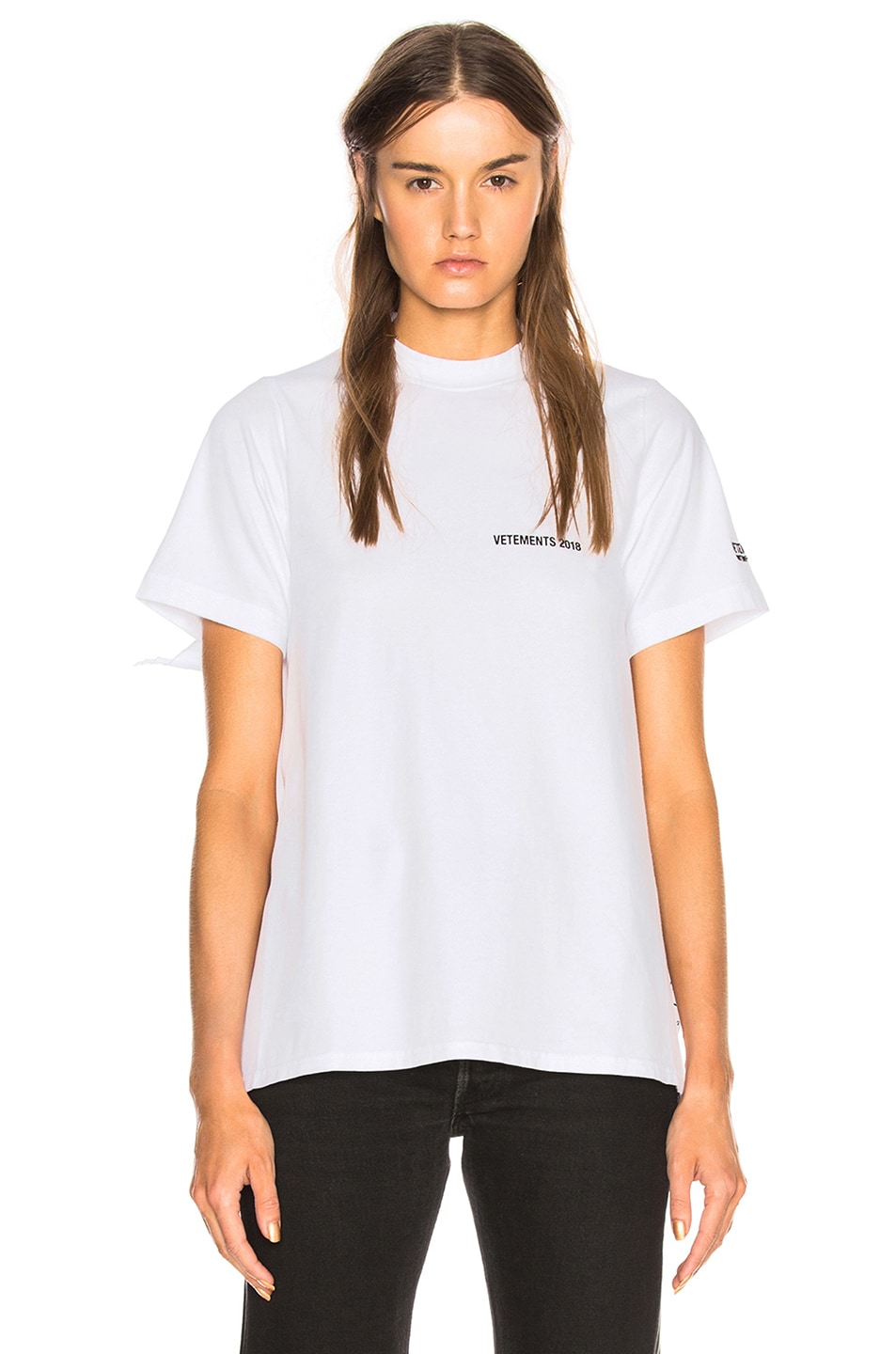 VETEMENTS Open Back Graphic Tee in White | FWRD