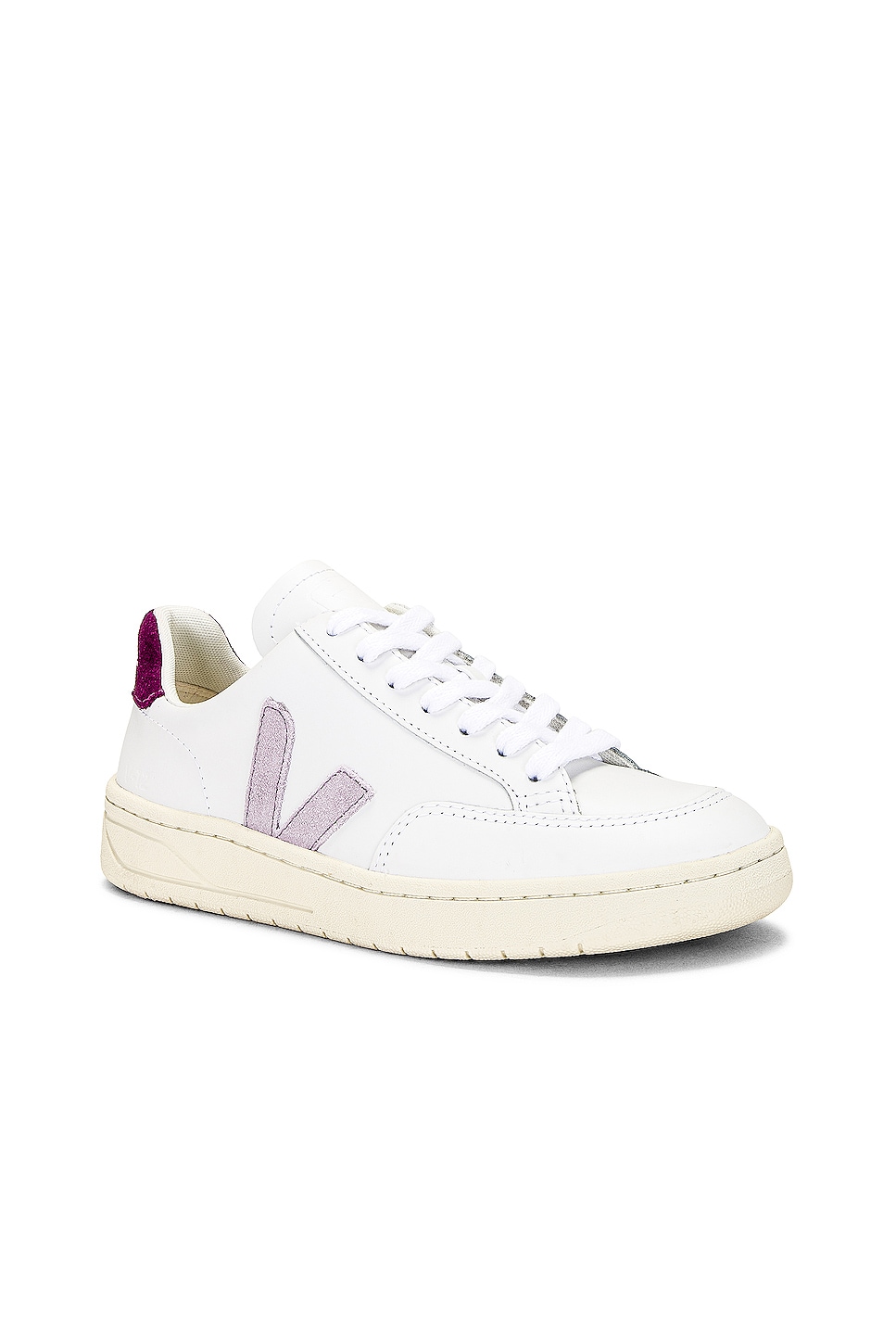 Veja | Resort 2024 Collection | FWRD