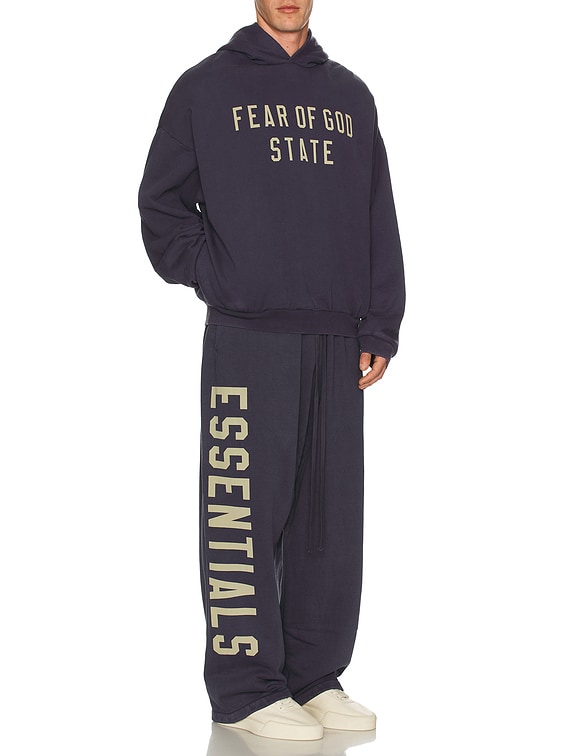 Fear of God ESSENTIALS Heavy Fleece Relaxed Sweatpant in Fear of God ESSENTIALS Heavy Fleece Relaxed Sweatpant in